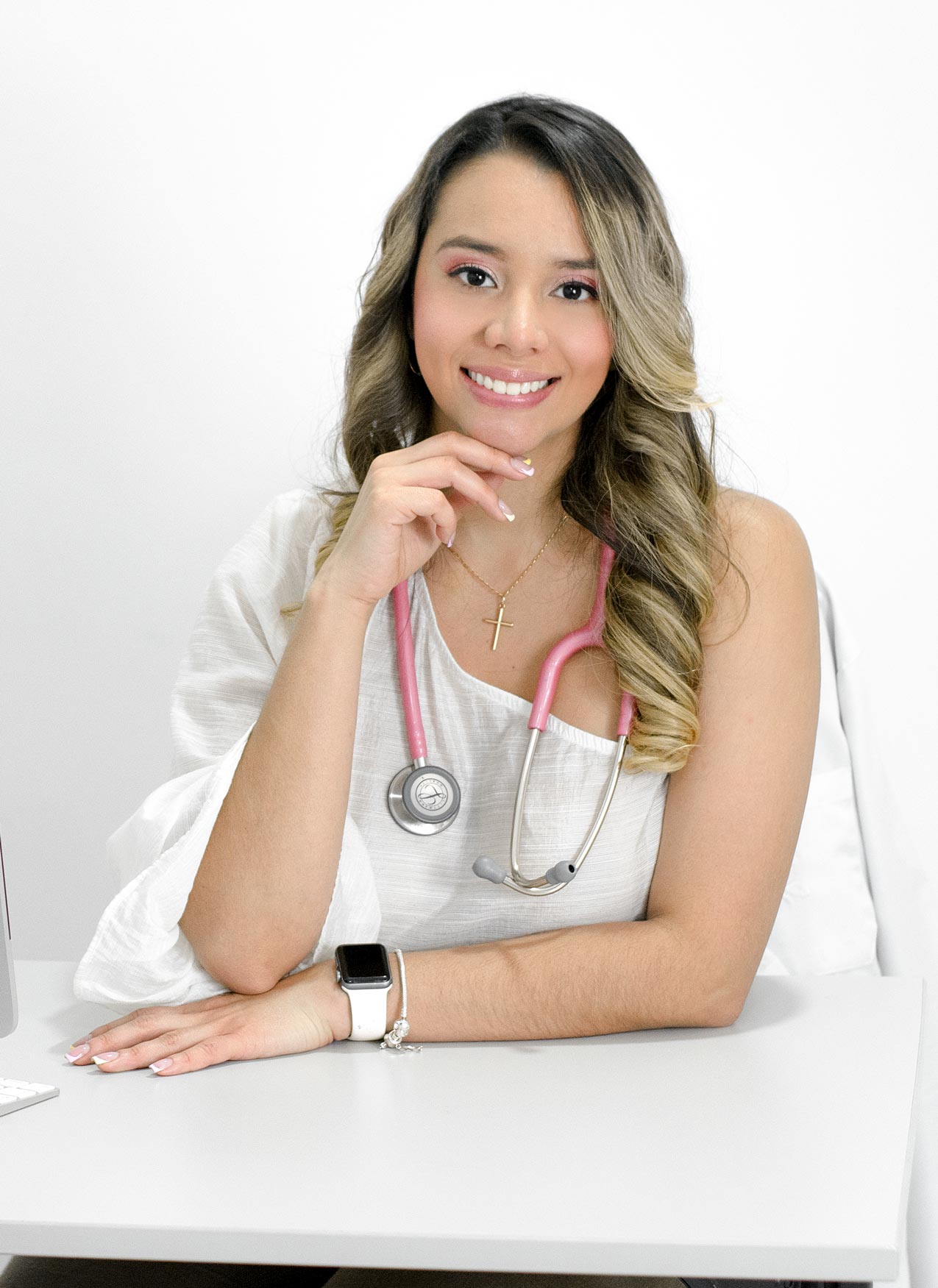 Nosotros – LR MEDICINA LABORAL